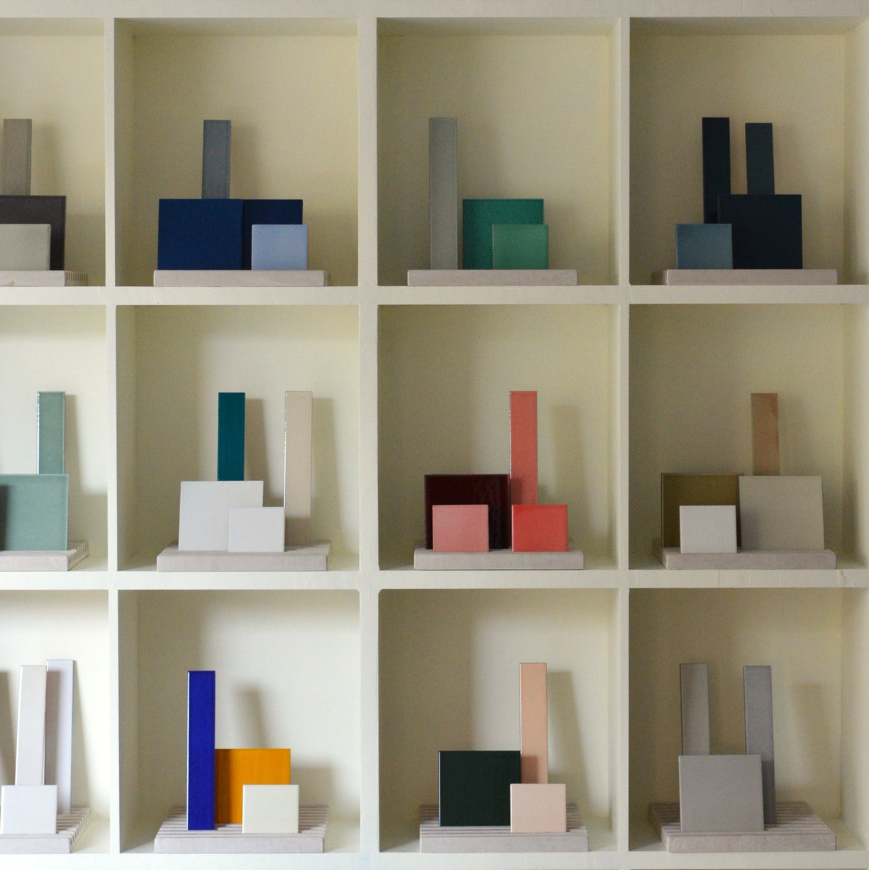 Stores – File Under Pop